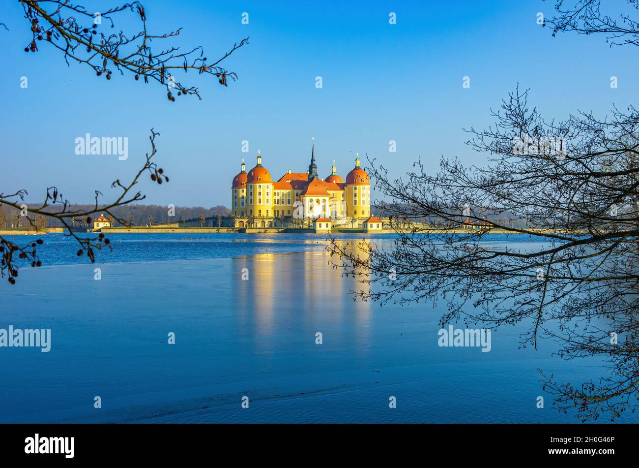 Moritzburg near Dresden, Saxony, Germany: Wintry Moritzburg Palace from the Northwest ...
