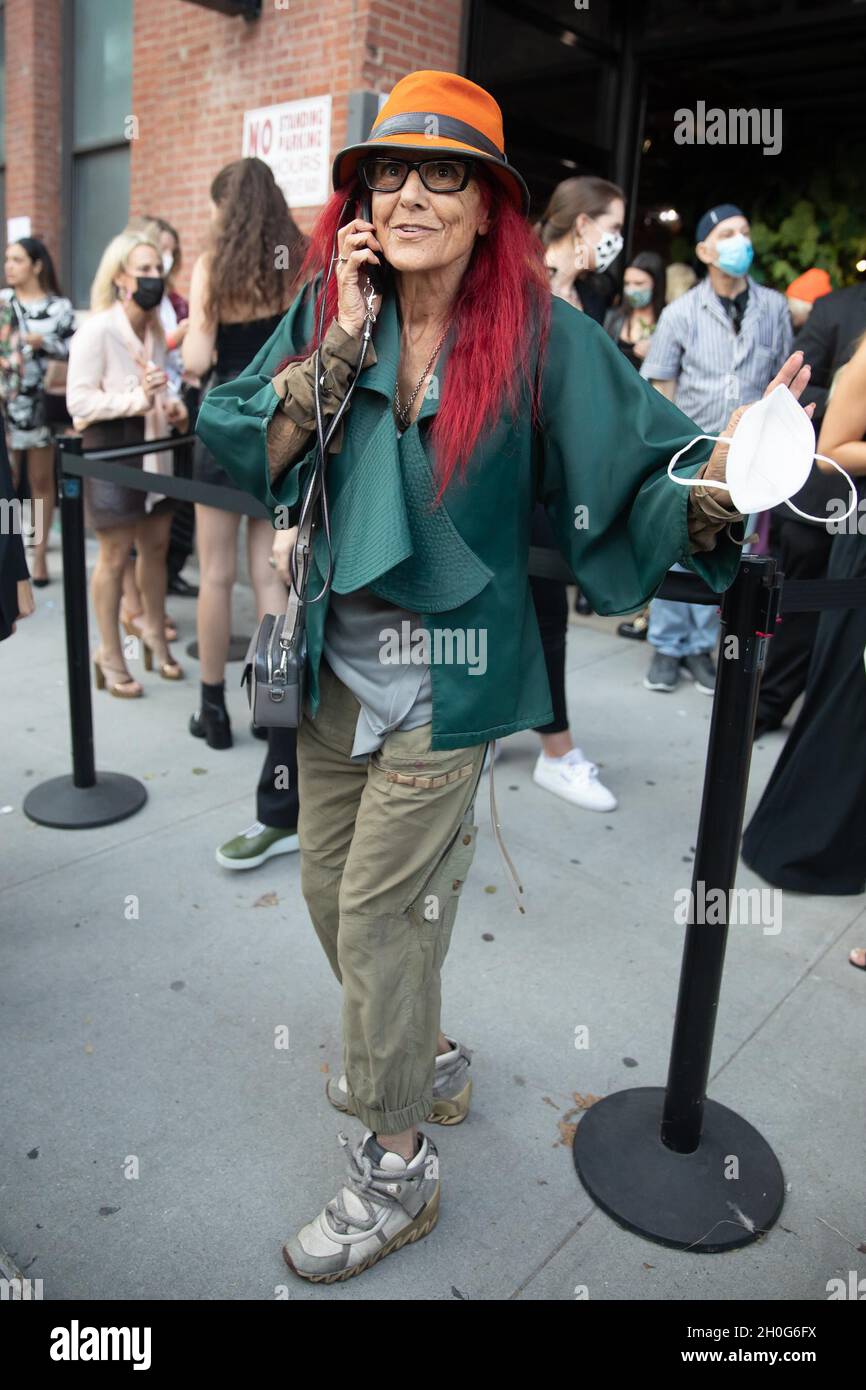 New York - NY - 20210910 - Outside Arrivals for NYFW Alice and Olivia ...