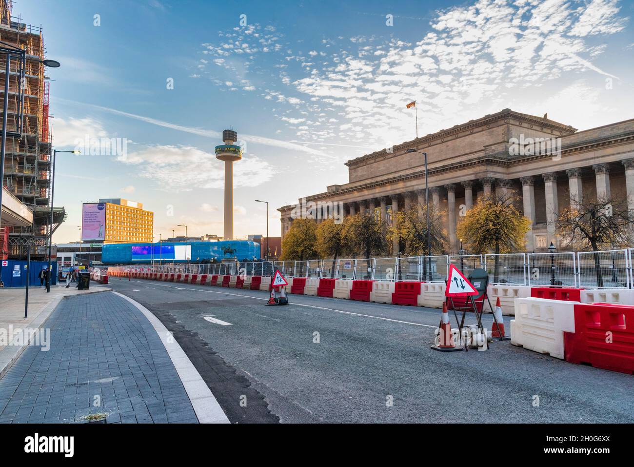 Liverpool, UK. 11th Oct, 2021. A view along Lime Street as Liverpool ...