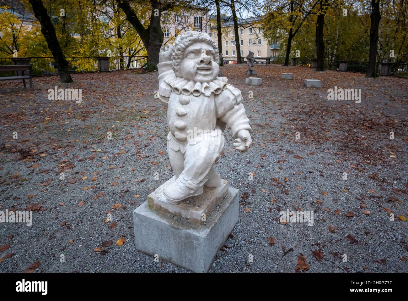 Dwarf Garden (Zwergerlgarten) - Dancer Dwarf with castanets - 17th ...