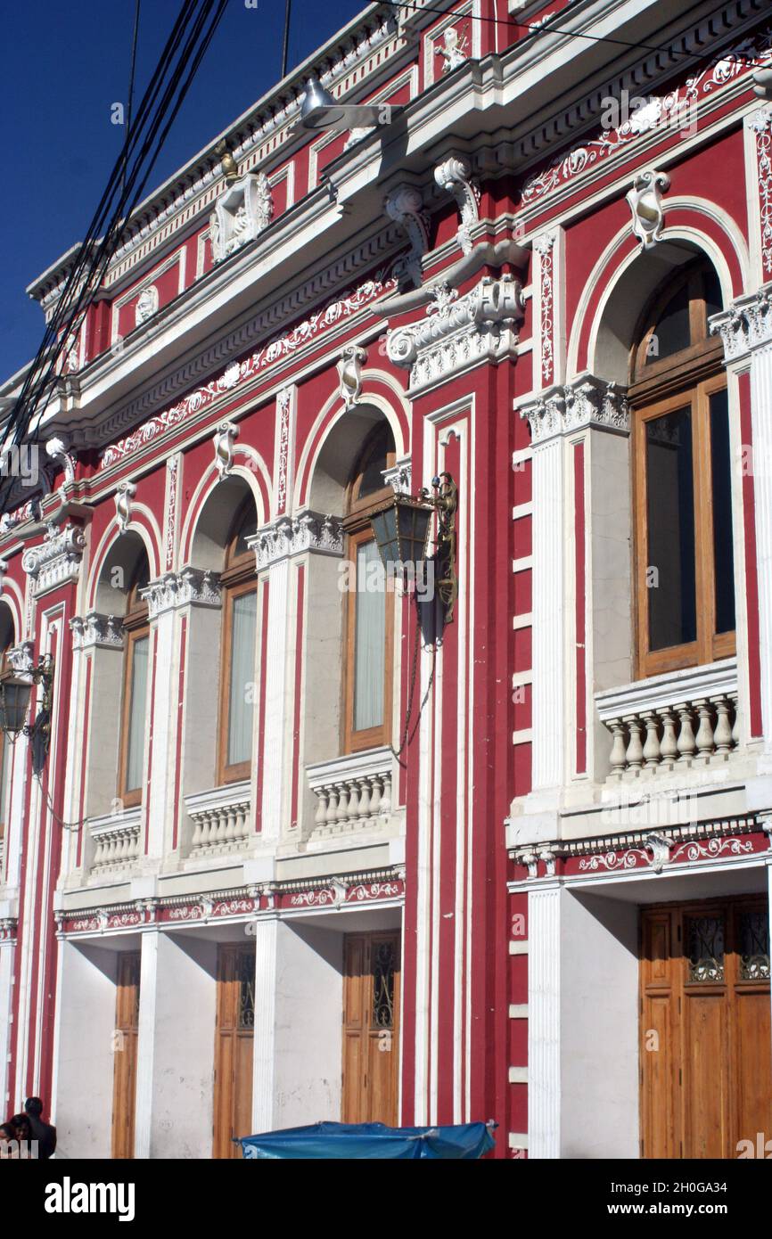Colonial architecture in La Paz, Bolivia Stock Photo - Alamy