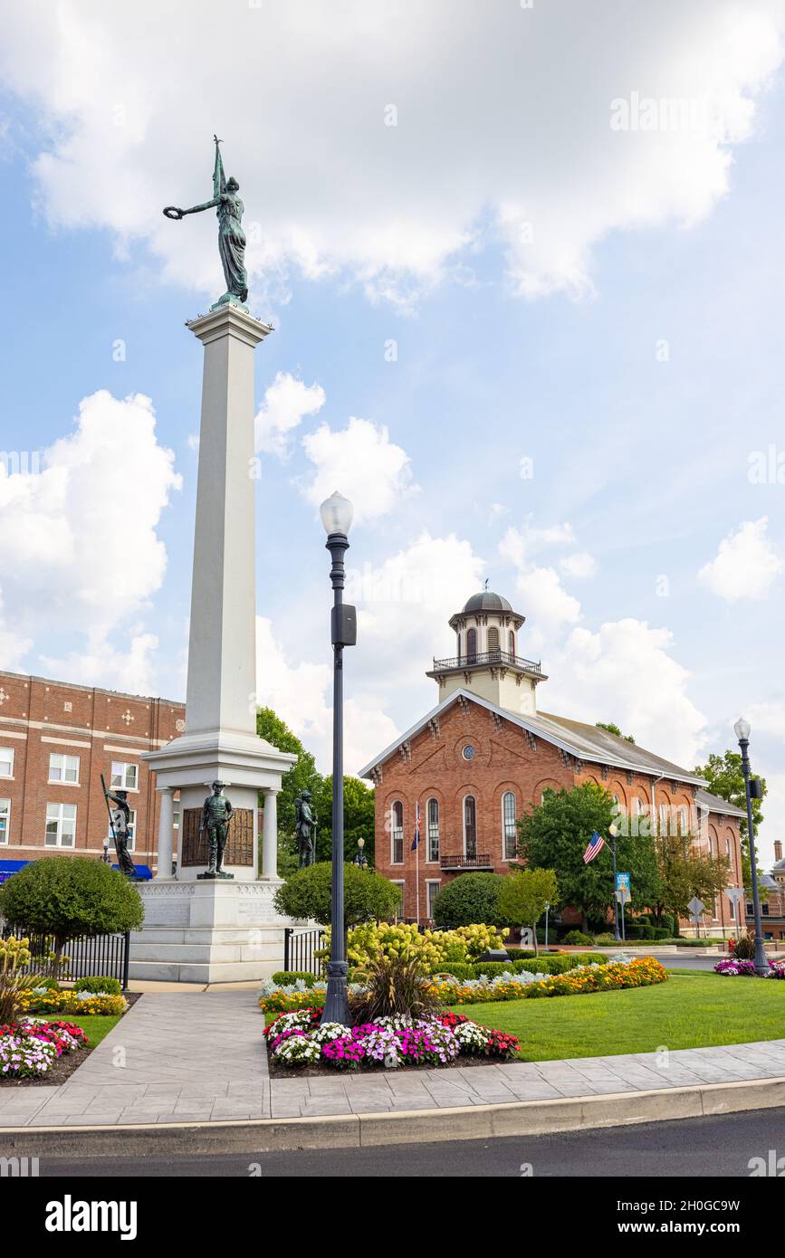 Downtown angola indiana usa hi-res stock photography and images - Alamy