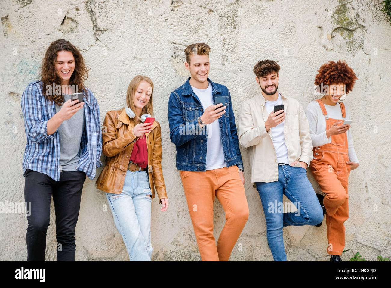 Smartphones group hi-res stock photography and images - Alamy