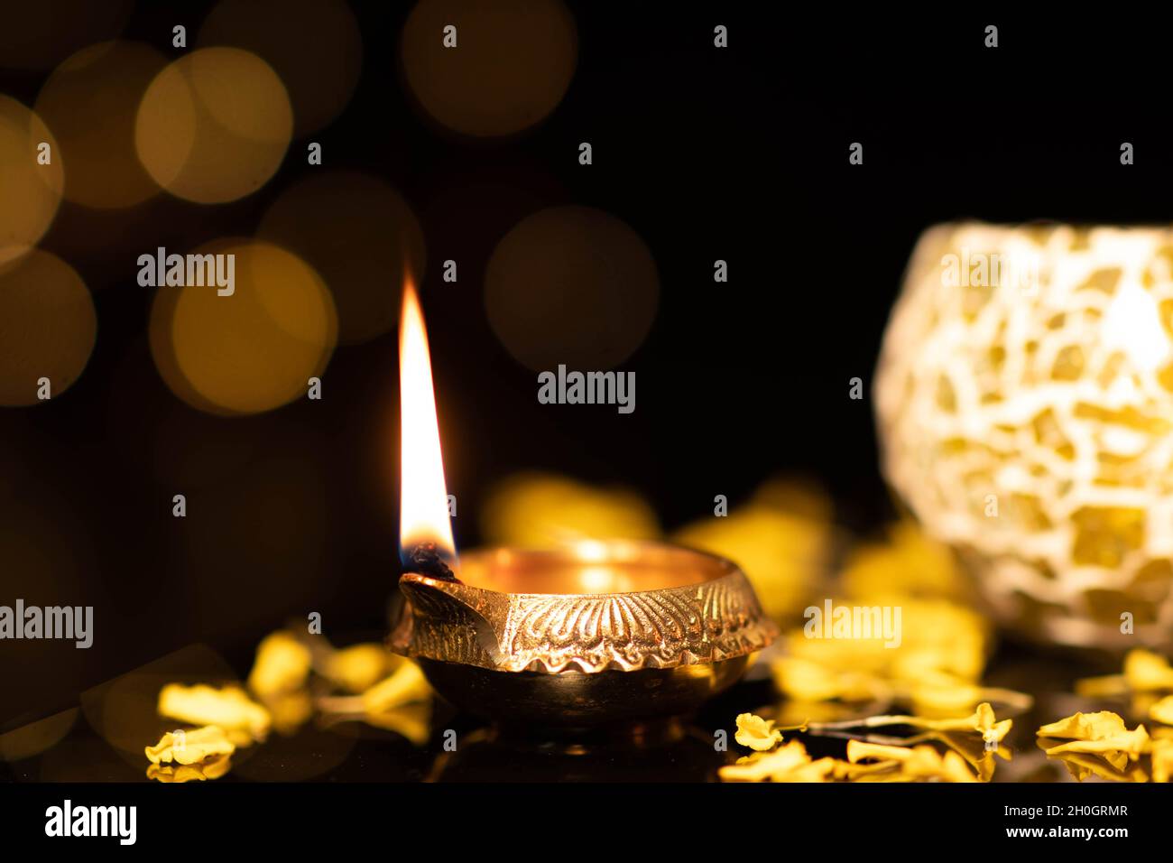 Diya lamp hi-res stock photography and images - Alamy