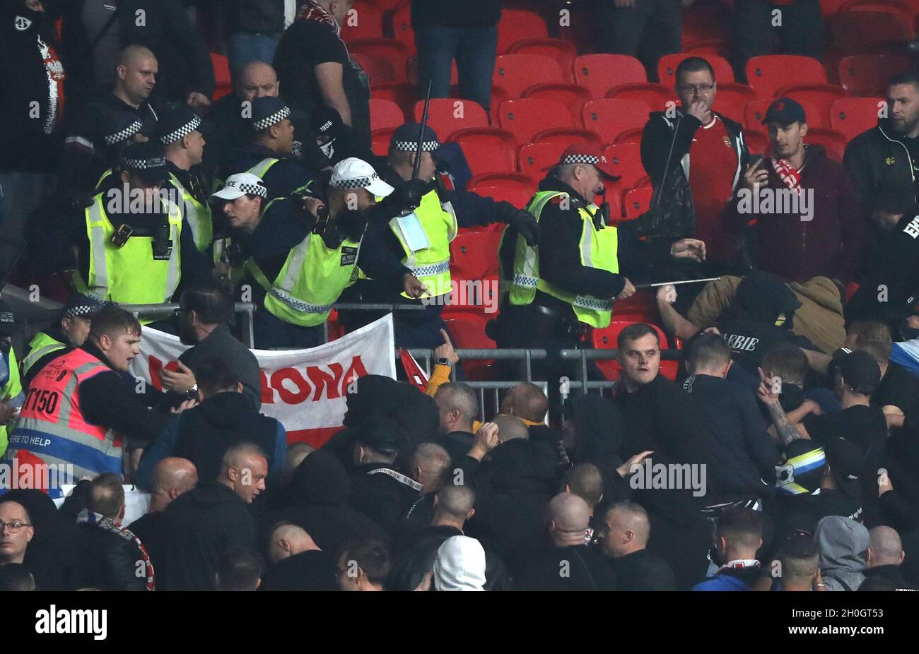 Football hooligans england hi-res stock photography and images - Alamy
