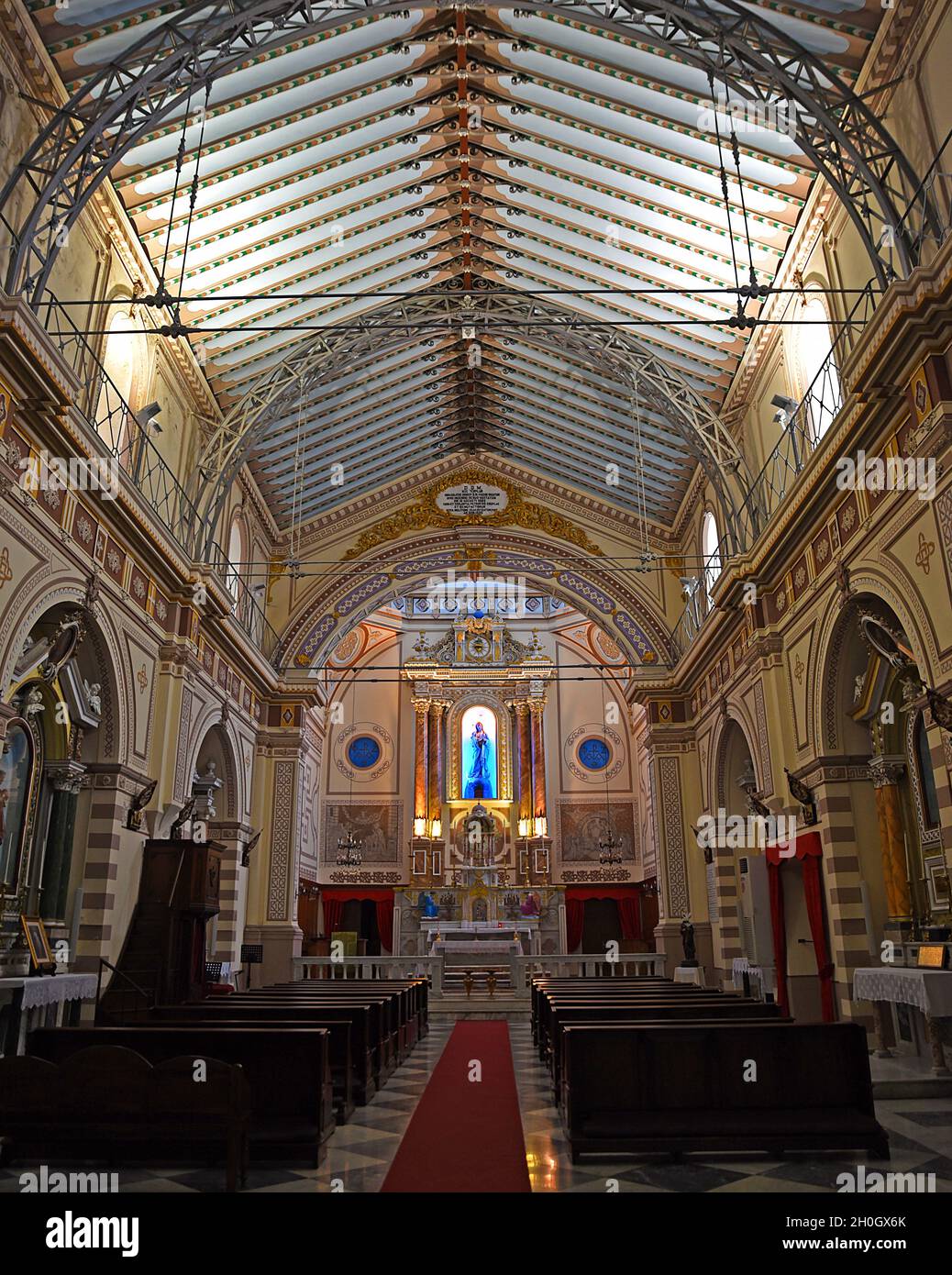 Basilica of saint mary of the altar in heaven hi-res stock photography ...