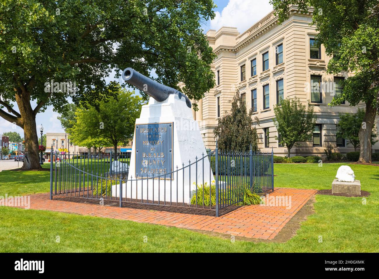 Auburn, Indiana, USA - August 21, 2021: The De Kalb County Courthouse ...