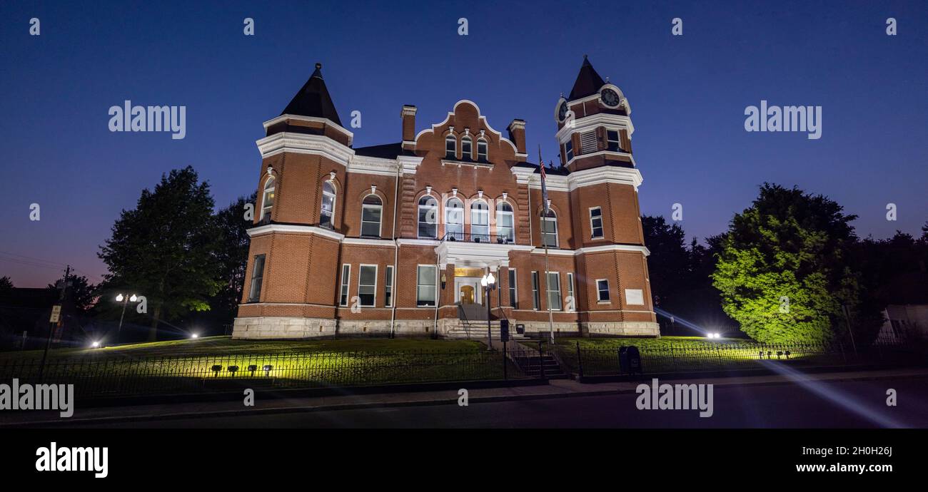 Fulton county courthouse hi-res stock photography and images - Alamy