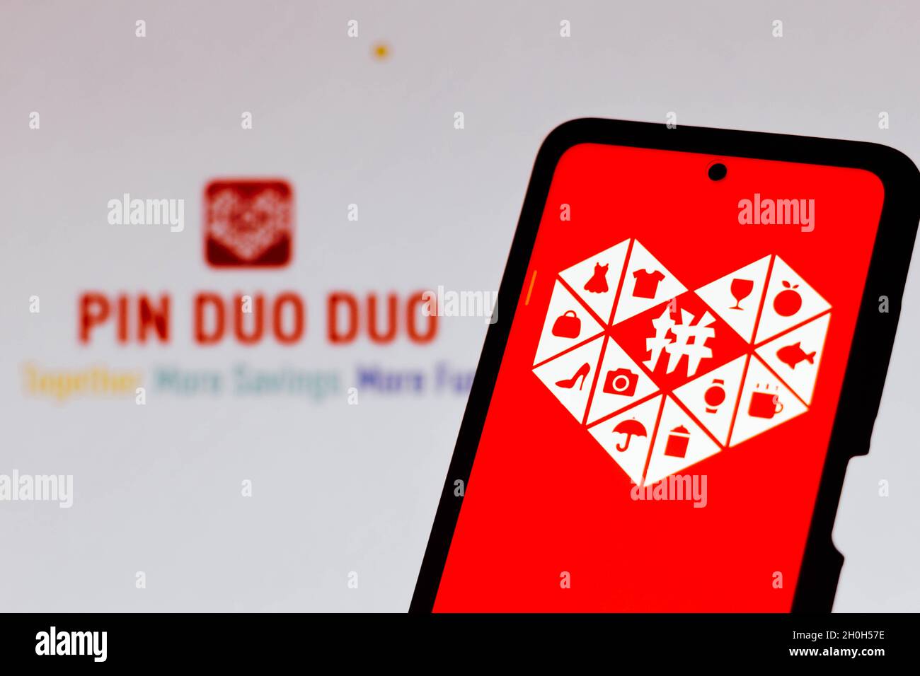 Pinduoduo logo hi-res stock photography and images - Alamy