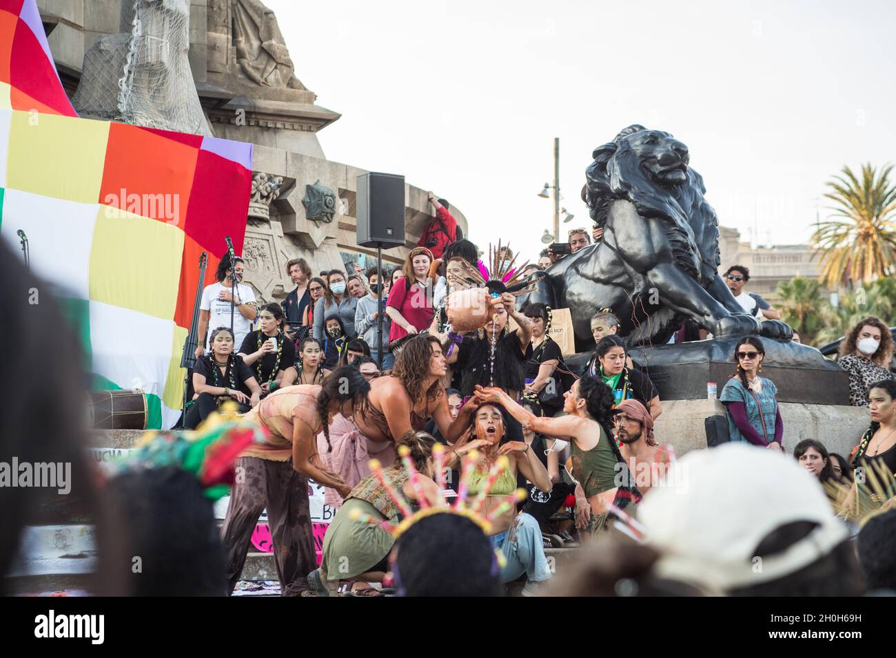 Barcelona, Spain. 12th Oct, 2021. Protesters are seen in performance in ...