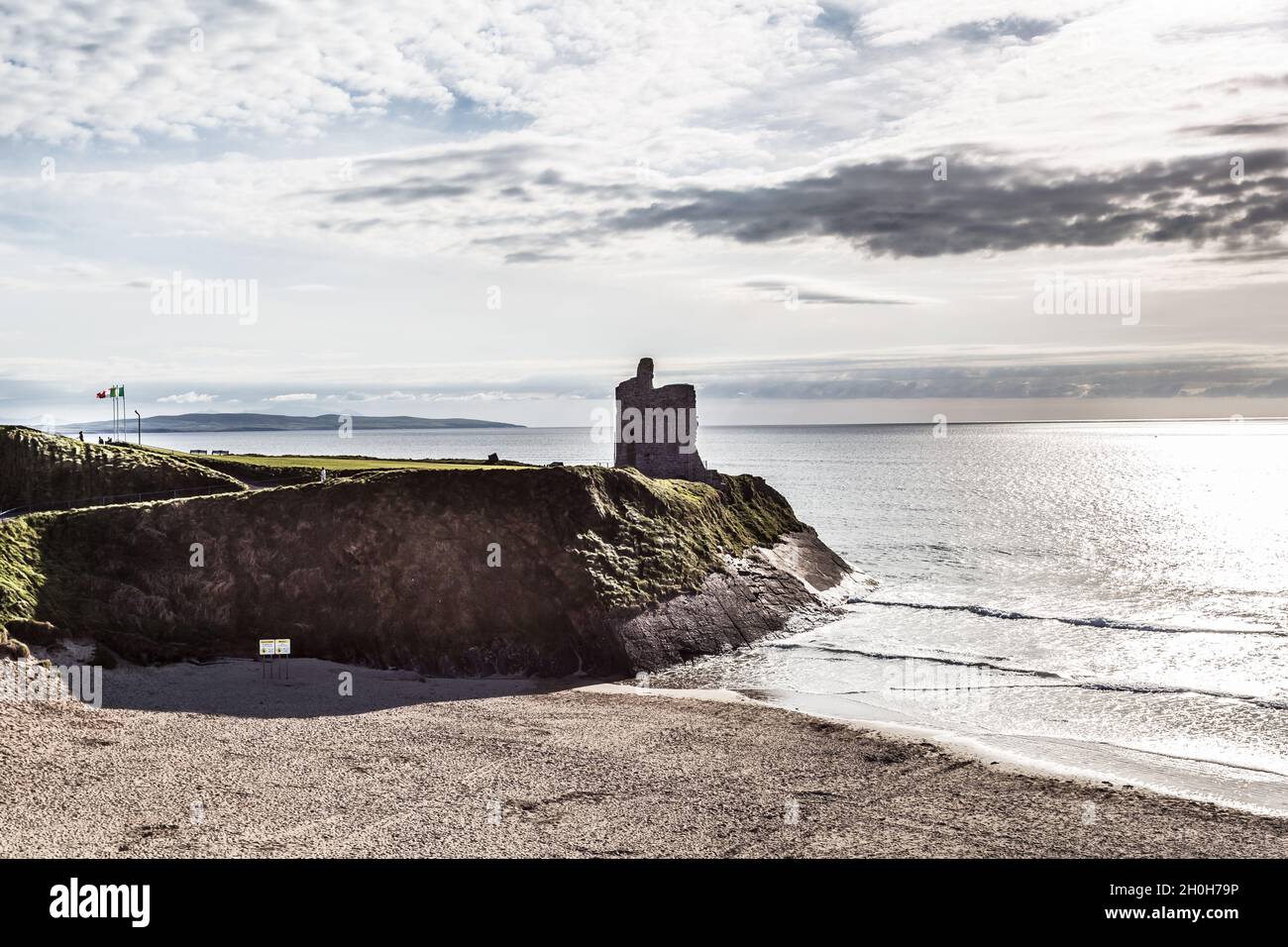 Ballybunion castle hi-res stock photography and images - Alamy