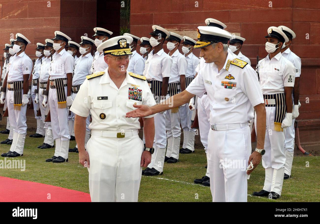 Indian chief naval staff hi-res stock photography and images - Alamy