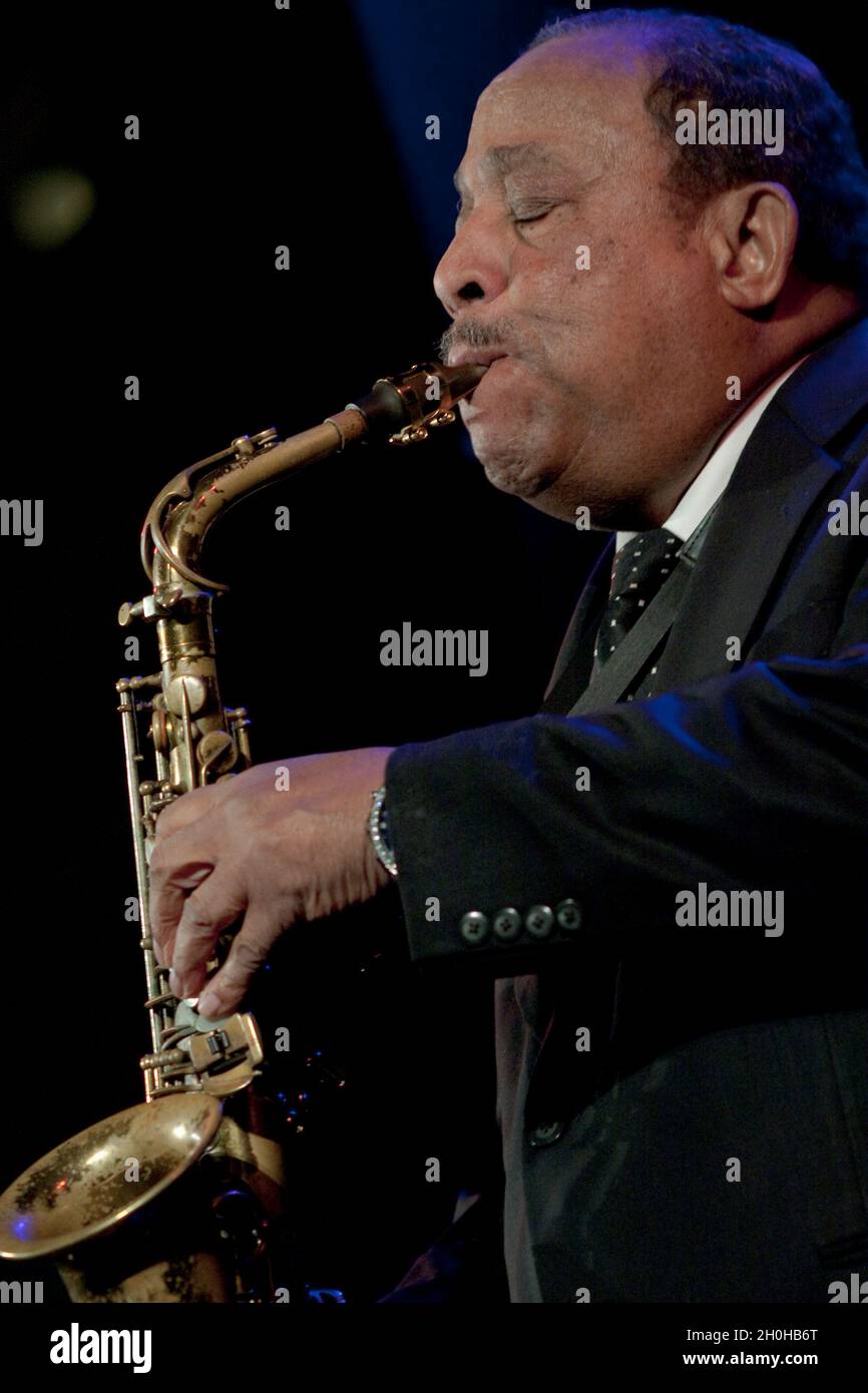 Lou donaldson hi-res stock photography and images - Alamy