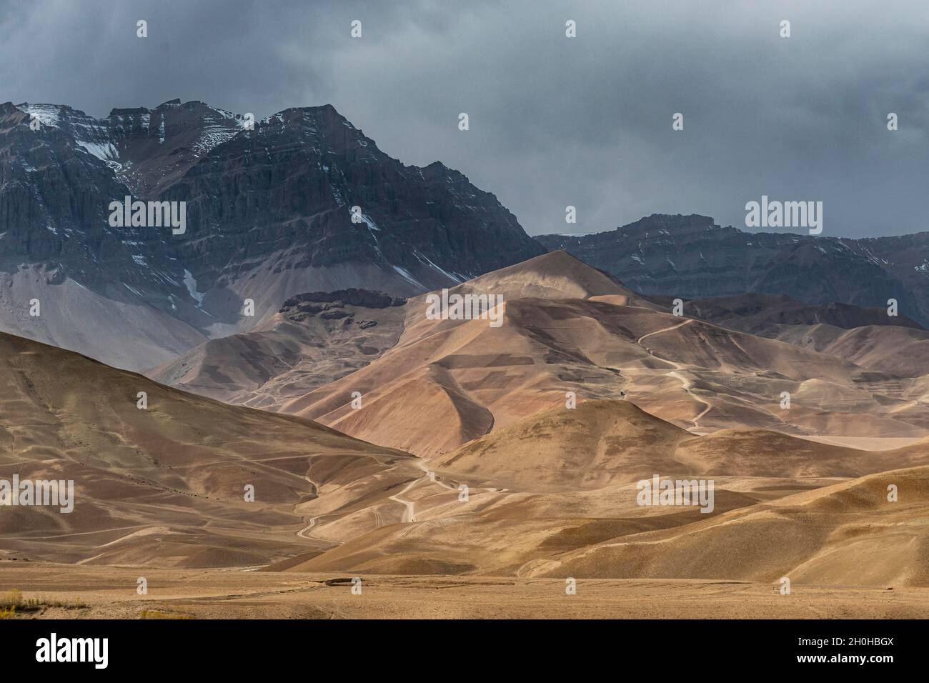 Desert afghanistan hi-res stock photography and images - Alamy
