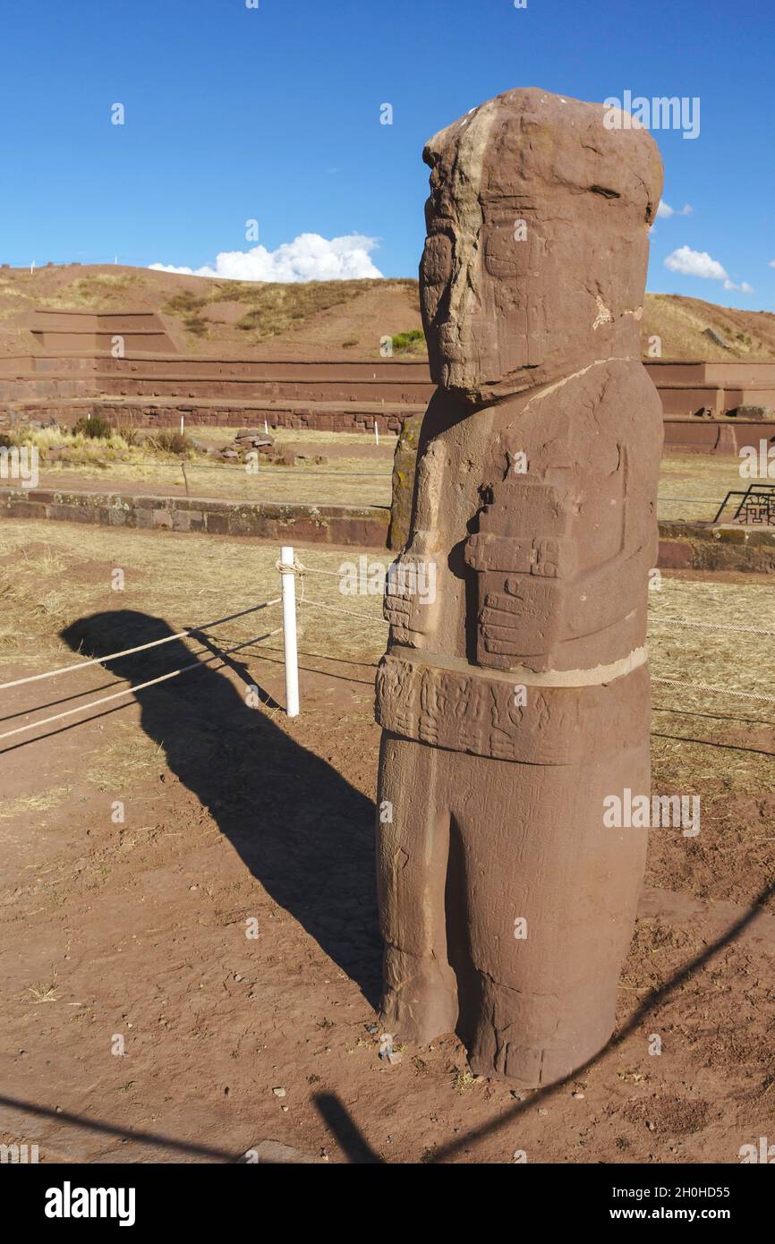 Fraile monolith tiahuanaco ruins hi-res stock photography and images ...