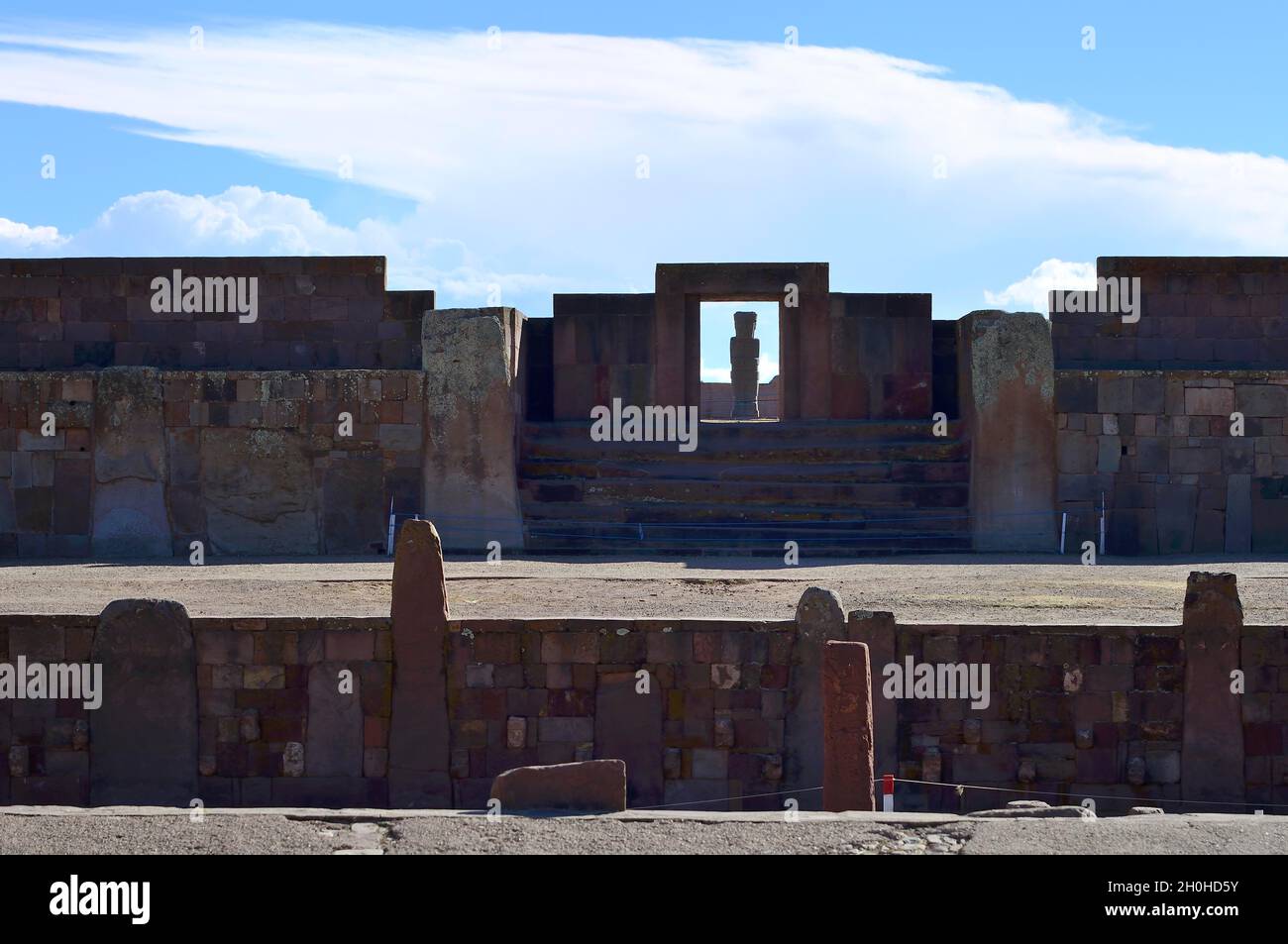 Sunken courtyard with head reliefs and Kalasasaya with Ponce monolith ...