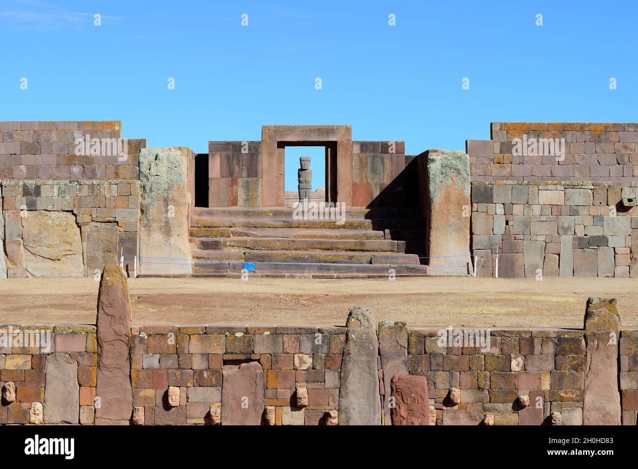 Sunken courtyard with head reliefs and Kalasasaya with Ponce monolith ...