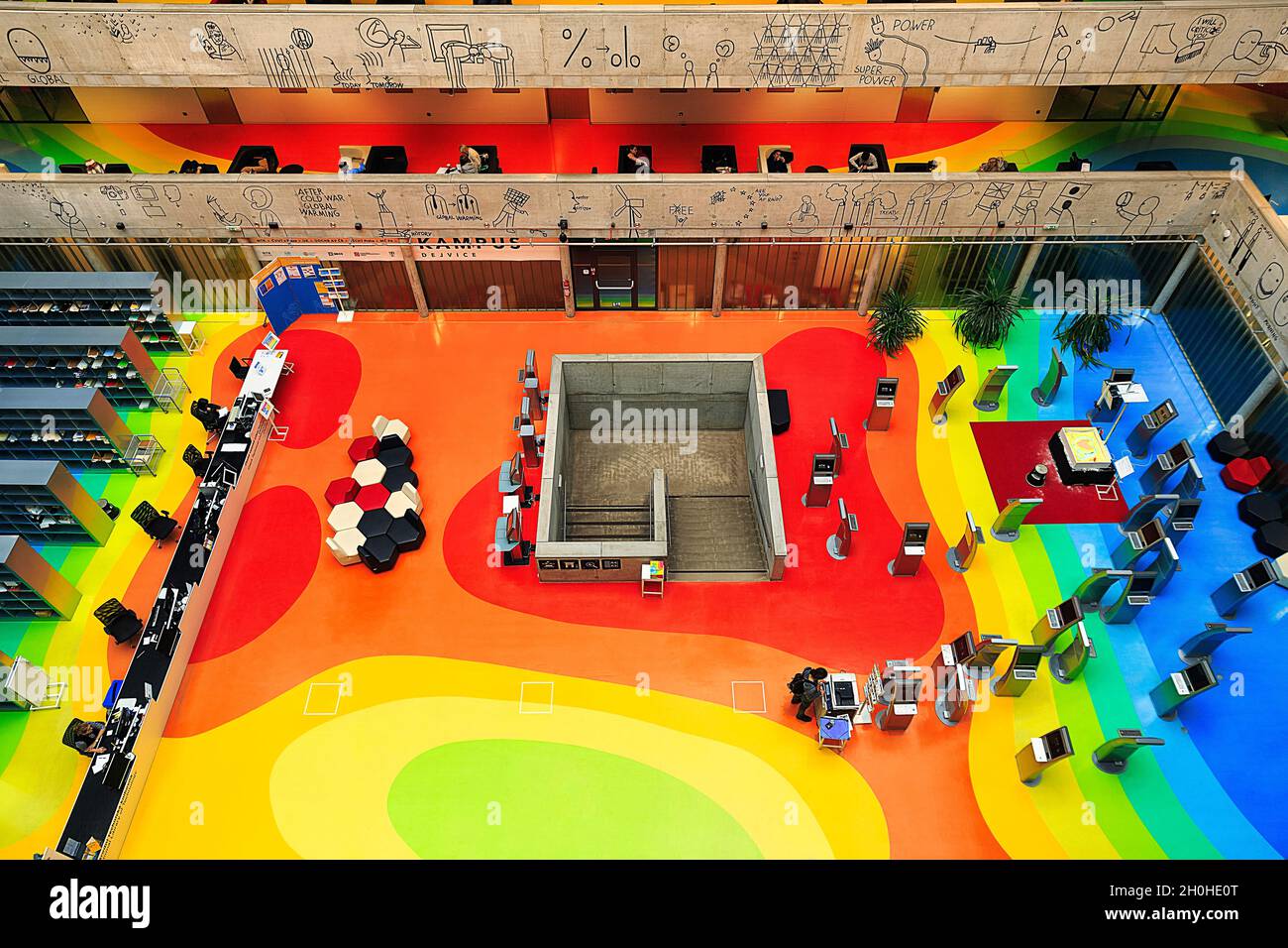 Technical floor hi-res stock photography and images - Alamy