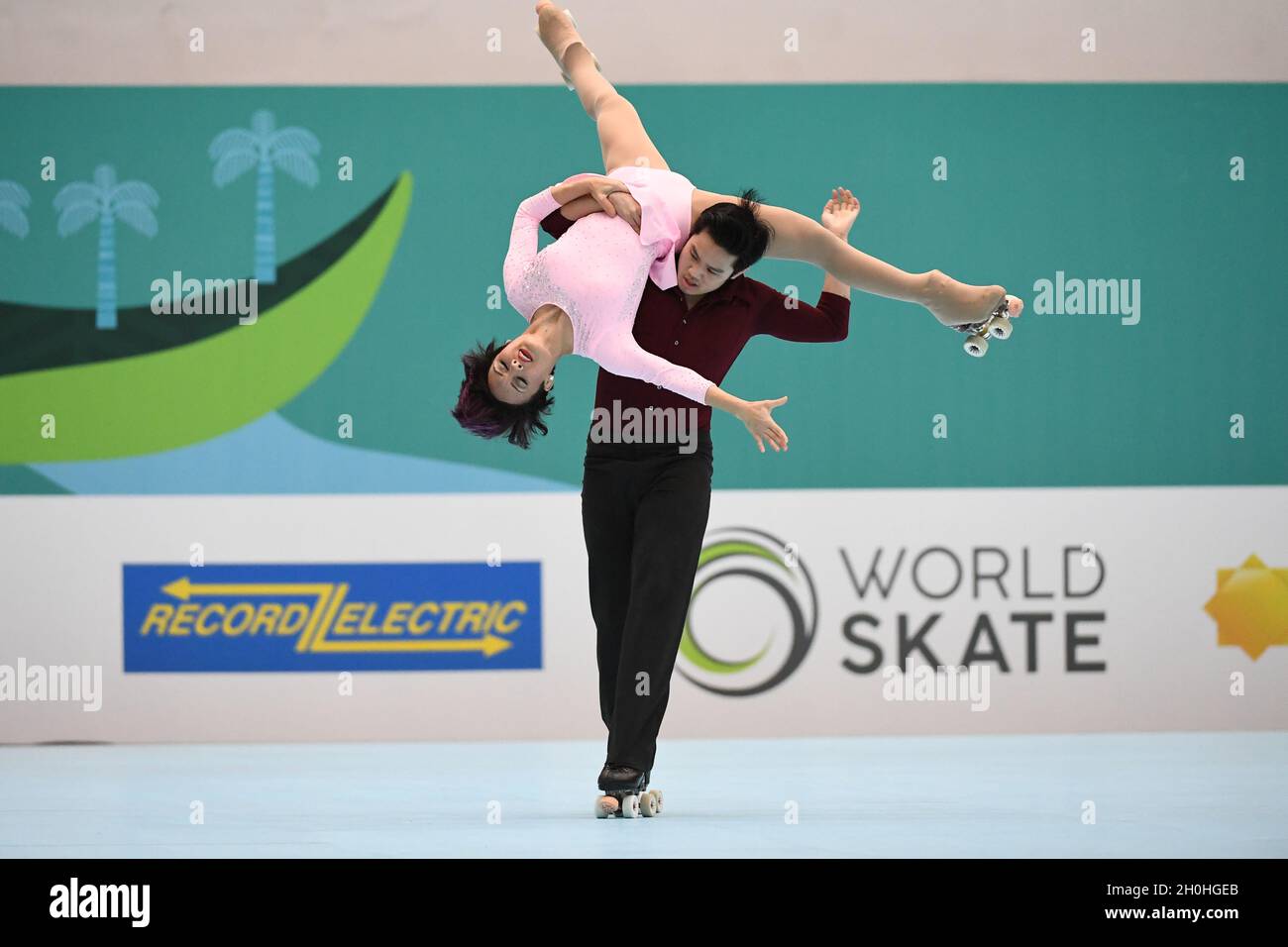 Jessica gaudy benson kuan hi-res stock photography and images - Alamy