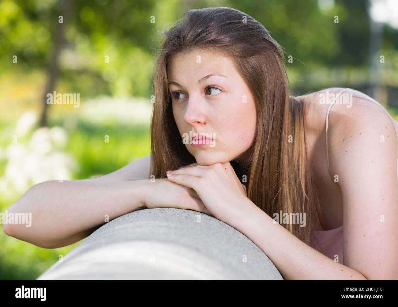 Feeling distressed hi-res stock photography and images - Alamy