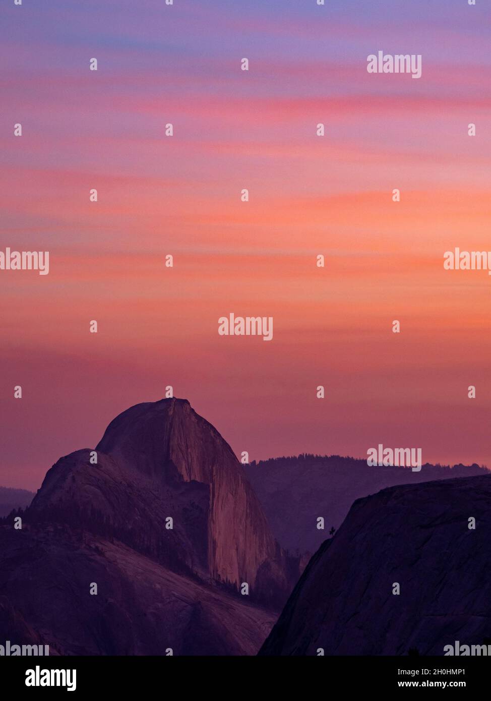Sunset over Half dome from Olmstead Point in Yosemite National Park ...