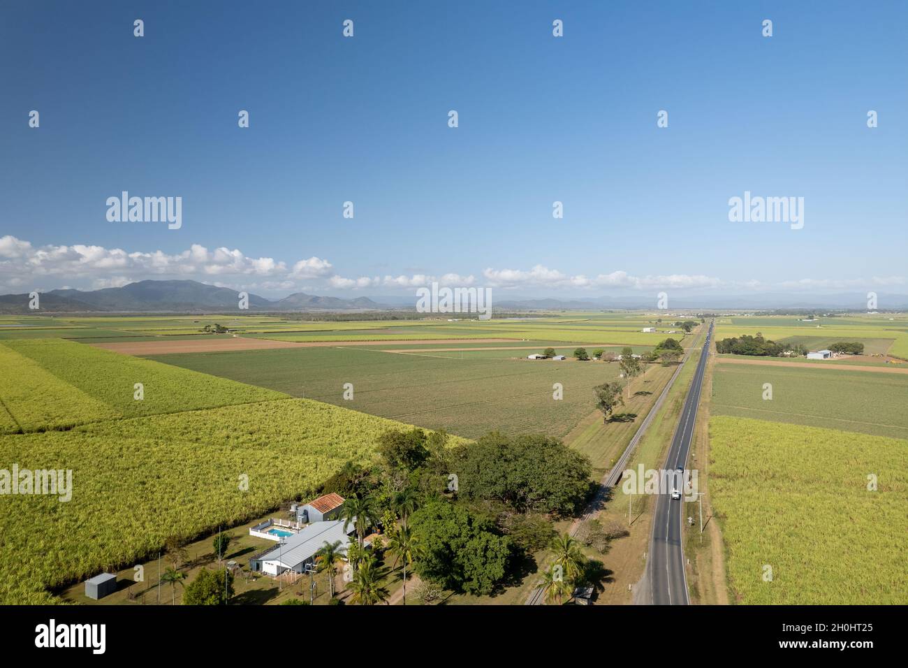 Cutting fields pattern hi-res stock photography and images - Alamy