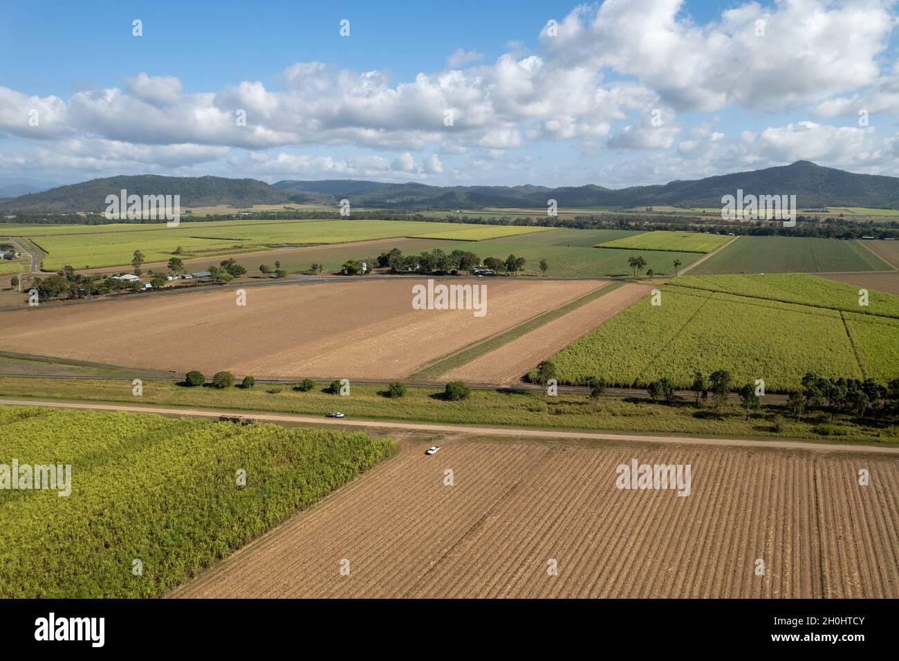 Cutting fields pattern hi-res stock photography and images - Alamy