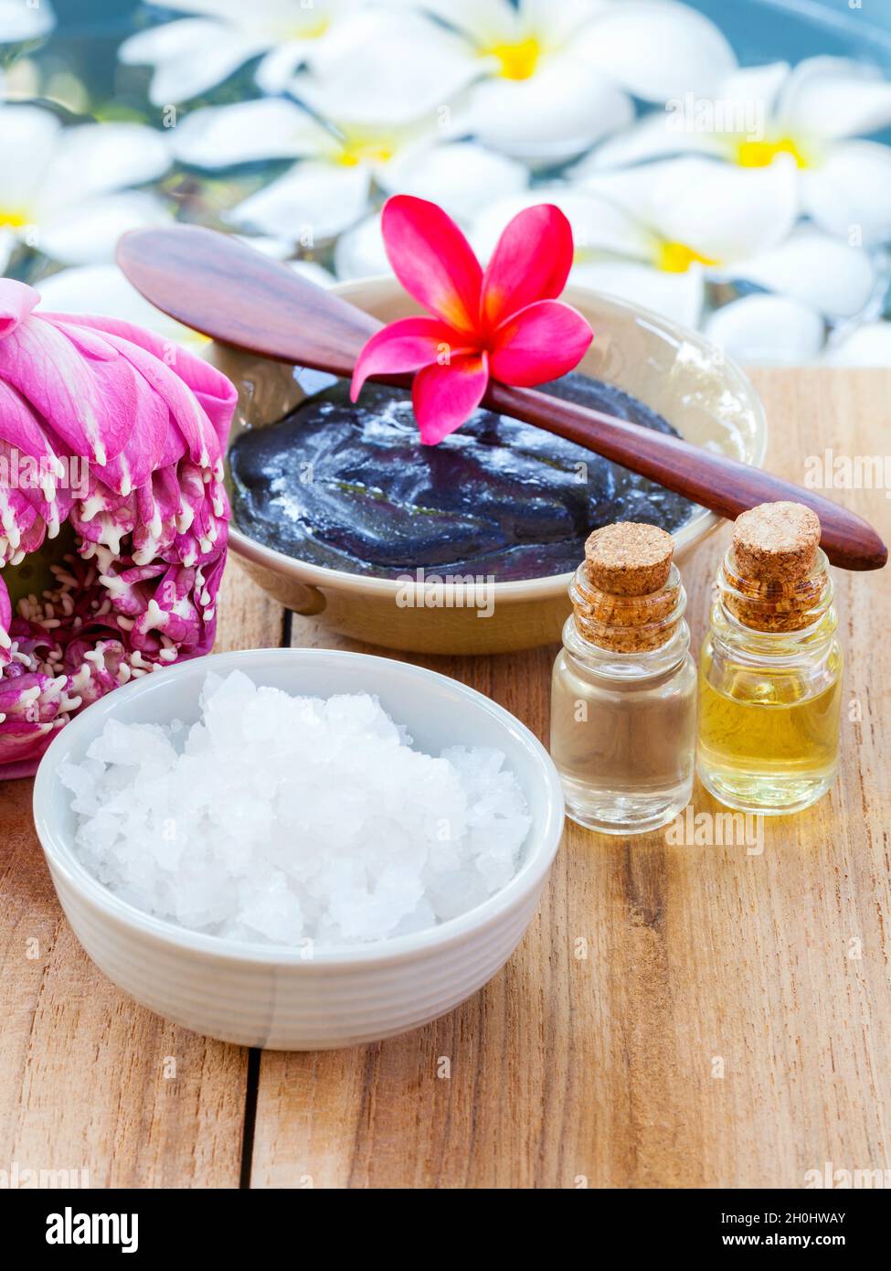 Spa and wellness treatment setup on wooden panel Stock Photo - Alamy