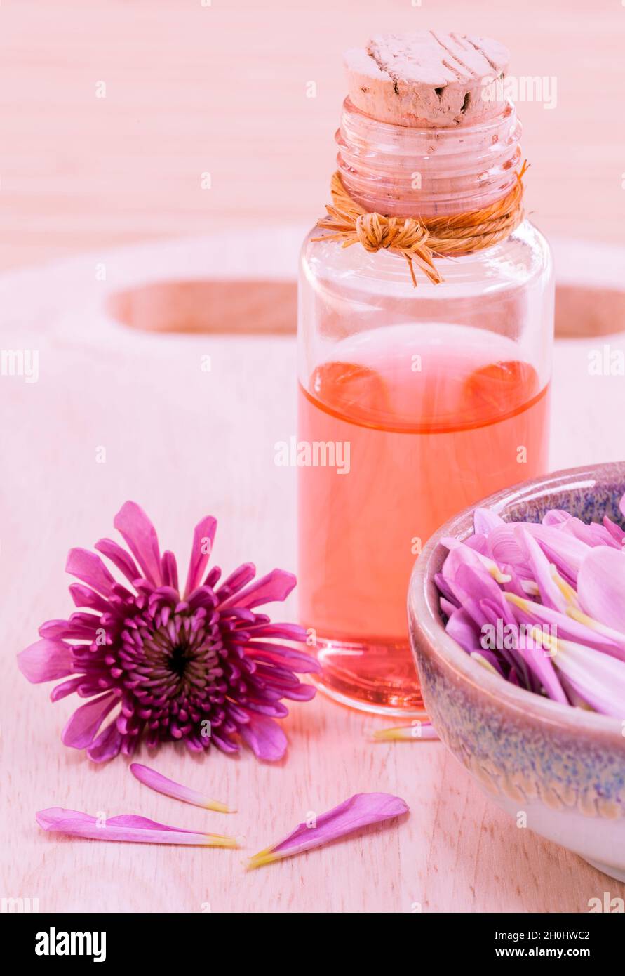 Spa Essential Oil - Natural Spas Ingredients for aroma aromatherapy ...