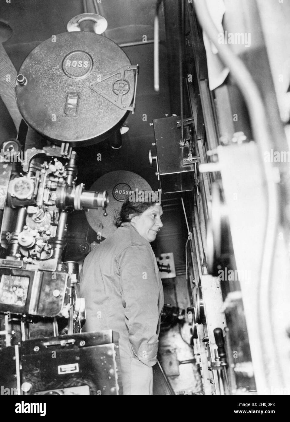 Projectionist working hi-res stock photography and images - Alamy