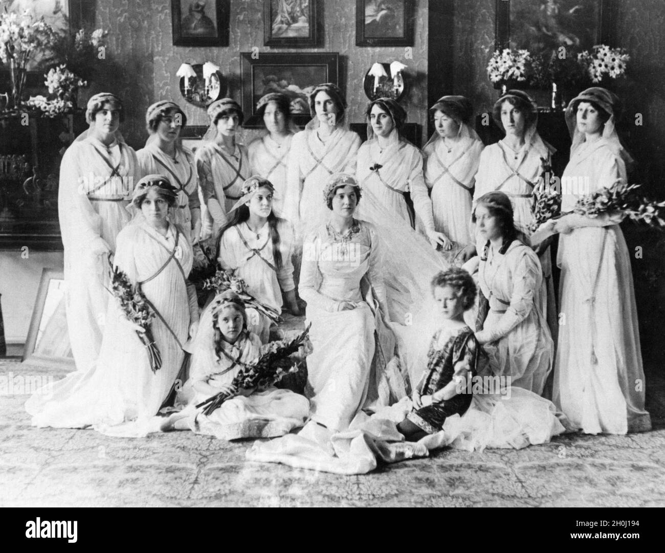 Lady cynthia asquith Black and White Stock Photos & Images - Alamy