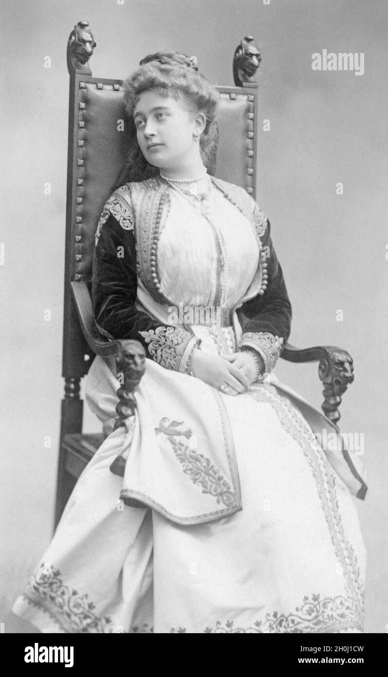 Jutta zu Mecklenburg-Strelitz, wife of Crown Prince Danilo of ...