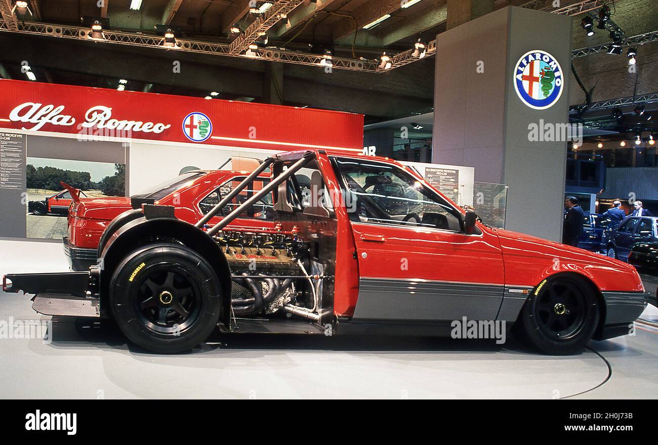 Alfa Romeo 164 Pro Drive SEO46 at the 1988 Paris Auto Salon. Paris ...