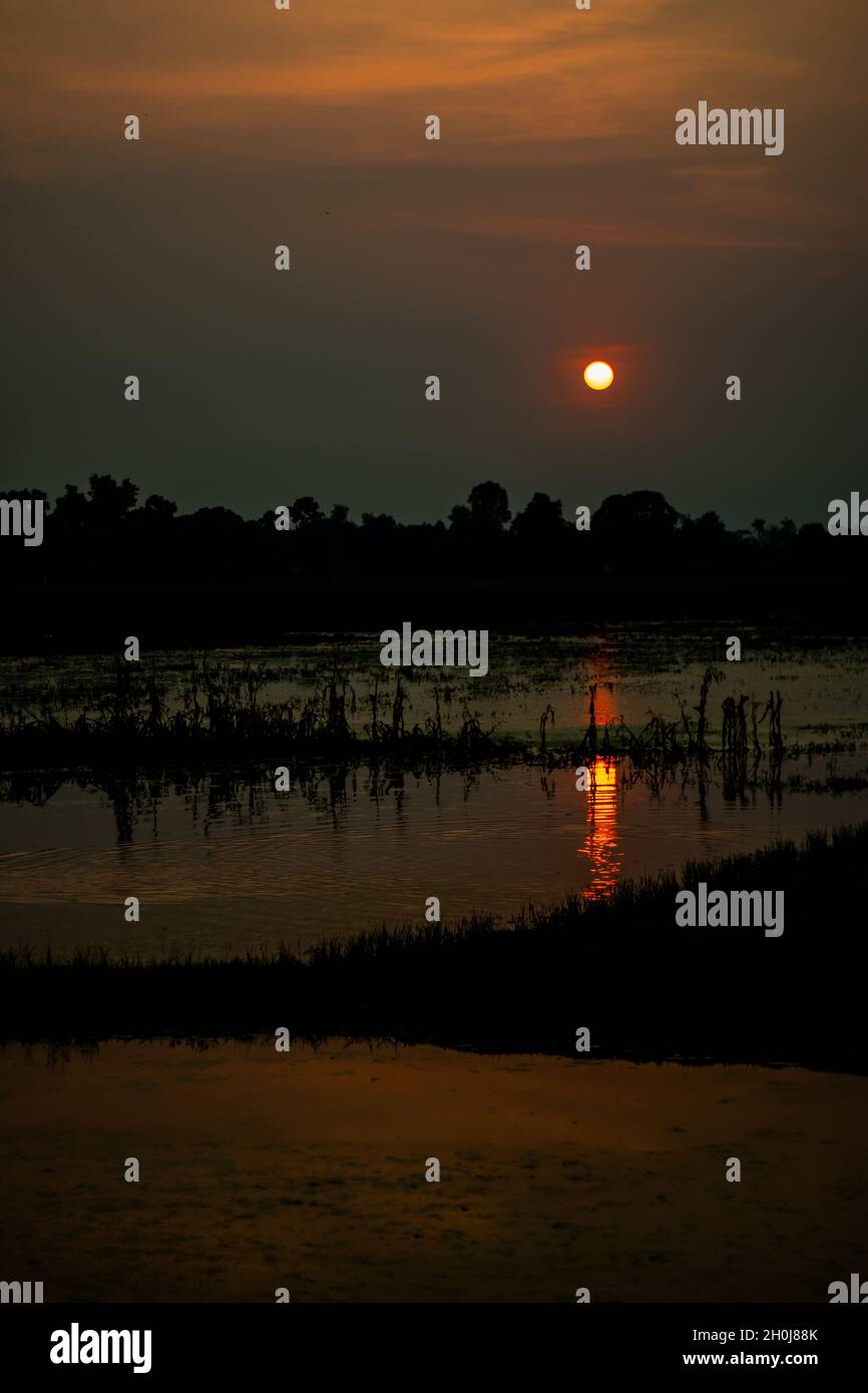 Earth hour before after hi-res stock photography and images - Alamy