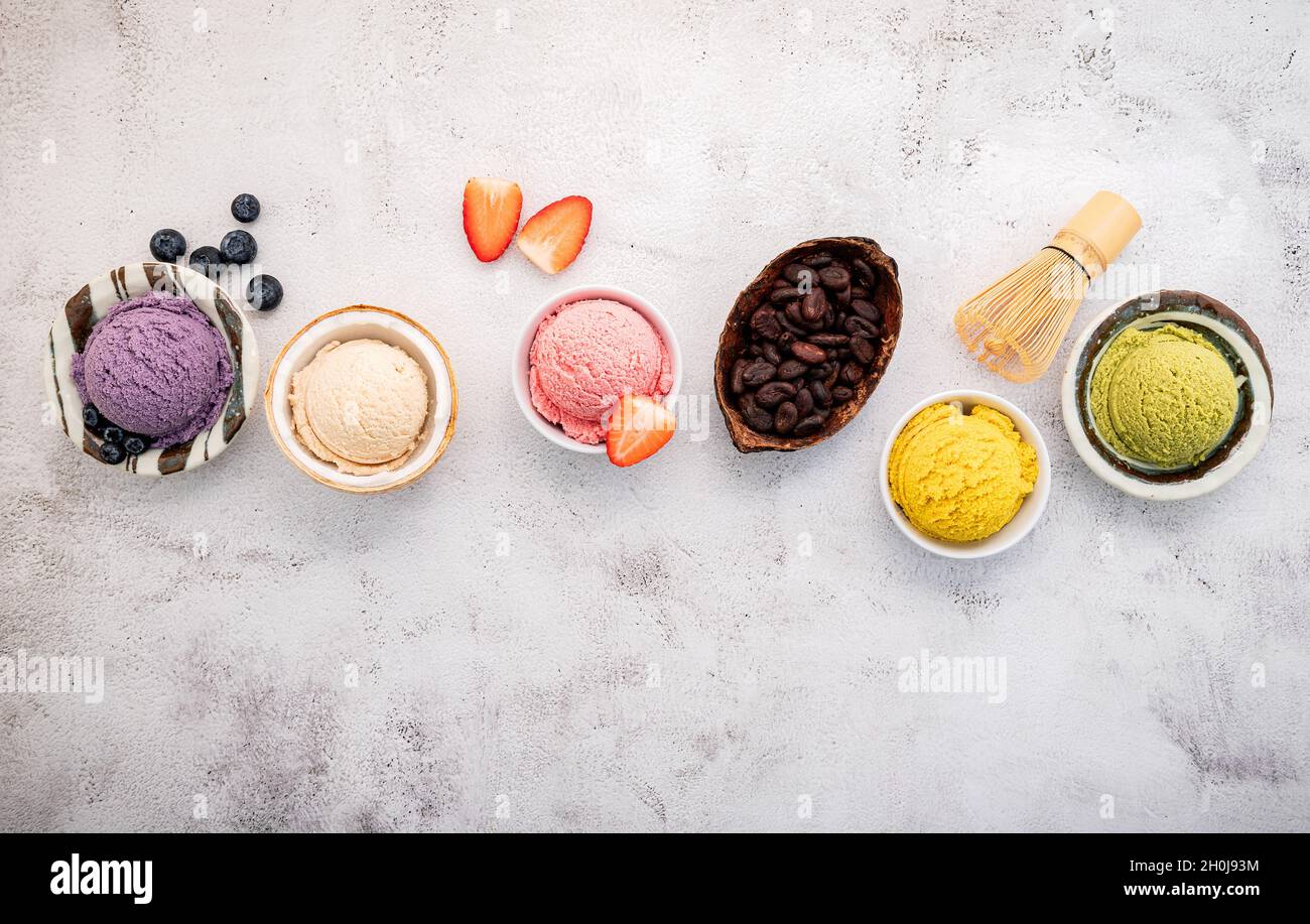 Ice cream flavours hi-res stock photography and images - Alamy