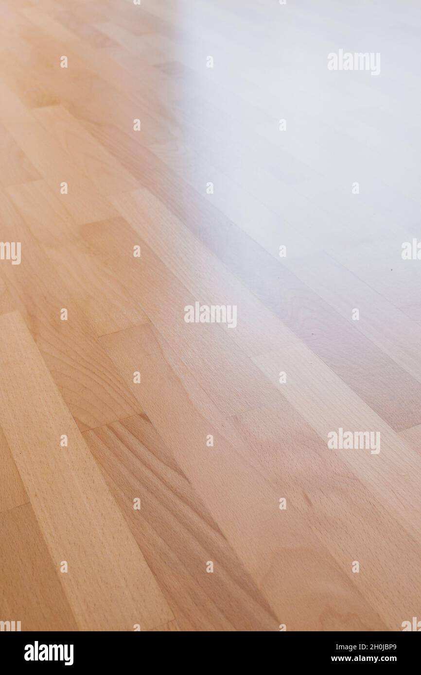 Parquet lacquer hi-res stock photography and images - Alamy