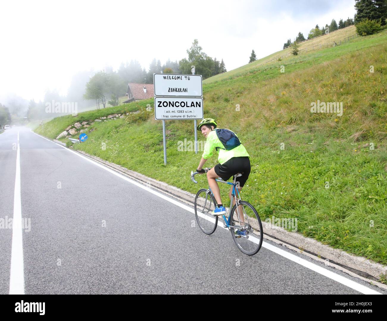 Monte zoncolan hi-res stock photography and images - Alamy