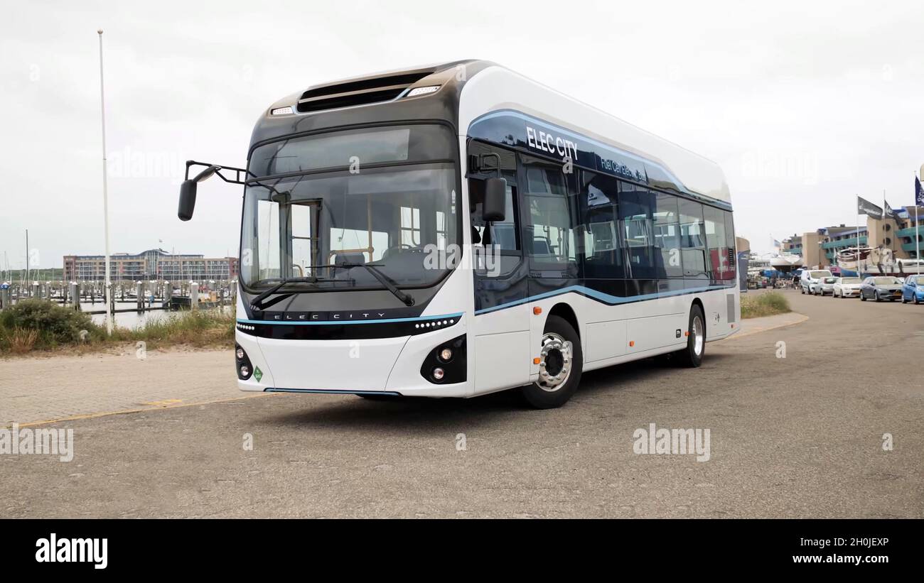 Hydrogen fuel cell bus hi-res stock photography and images - Alamy