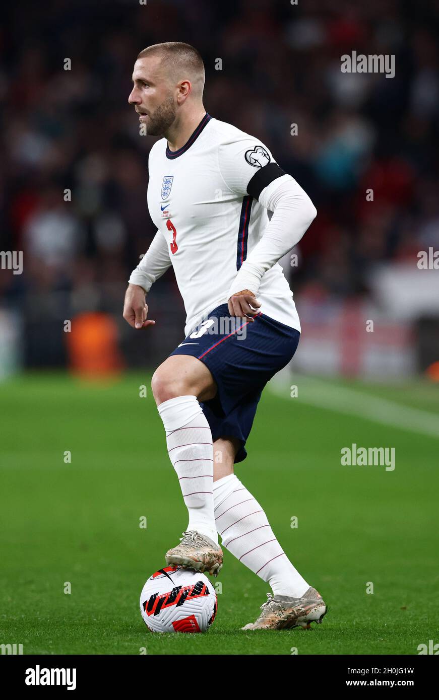 Luke shaw england world cup hi-res stock photography and images - Alamy