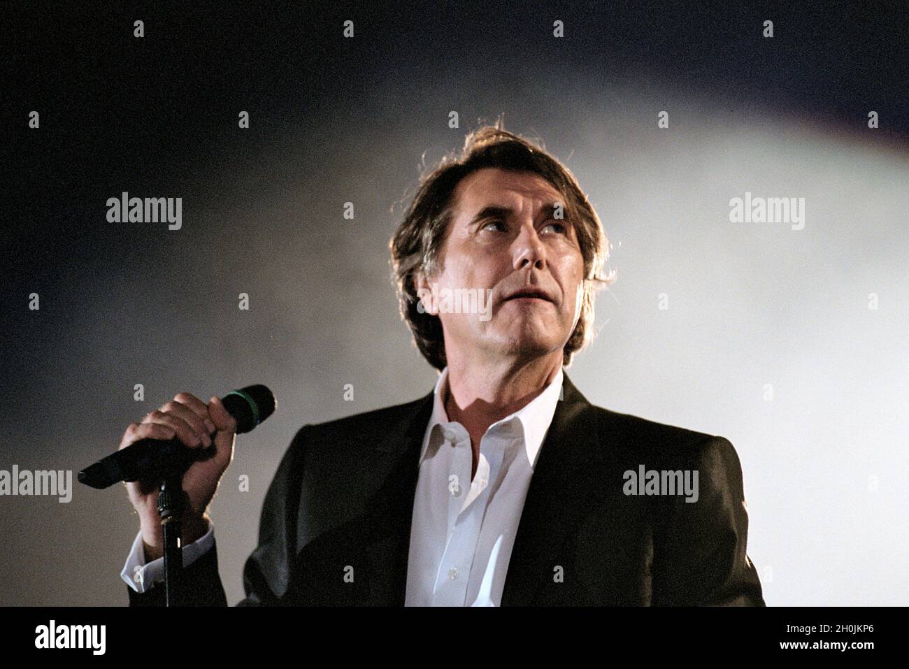 British rock singer bryan ferry hi-res stock photography and images - Alamy
