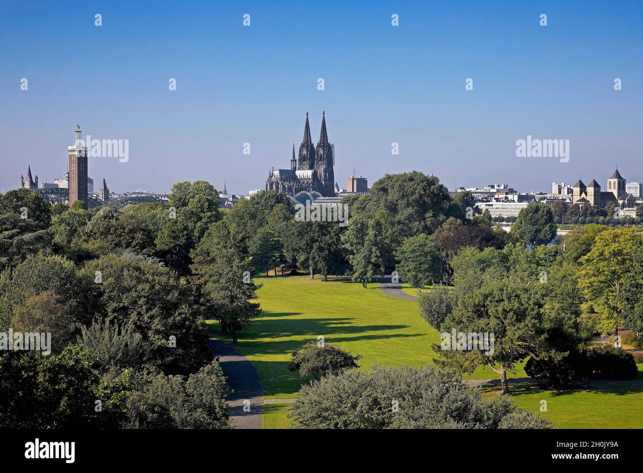 Rhine Park with cathedral and cityscape, Germany, North Rhine ...