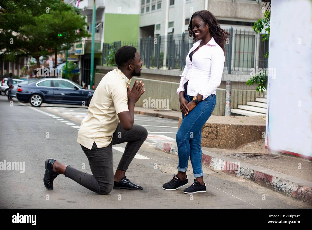 Handsome man making marriage proposal Stock Photo - Alamy