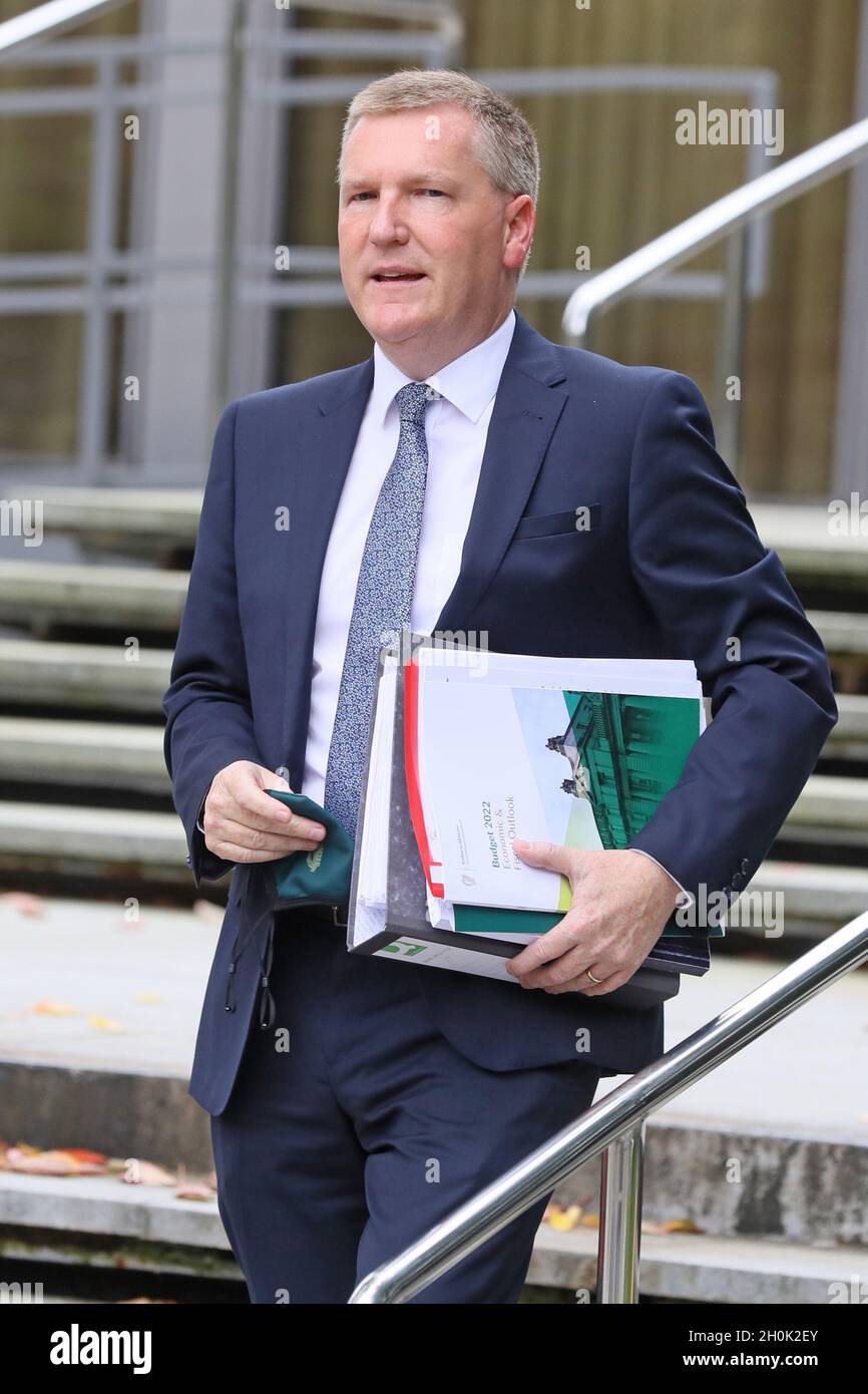 Minister for Public Expenditure Michael McGrath leaves RTE Radio One in ...