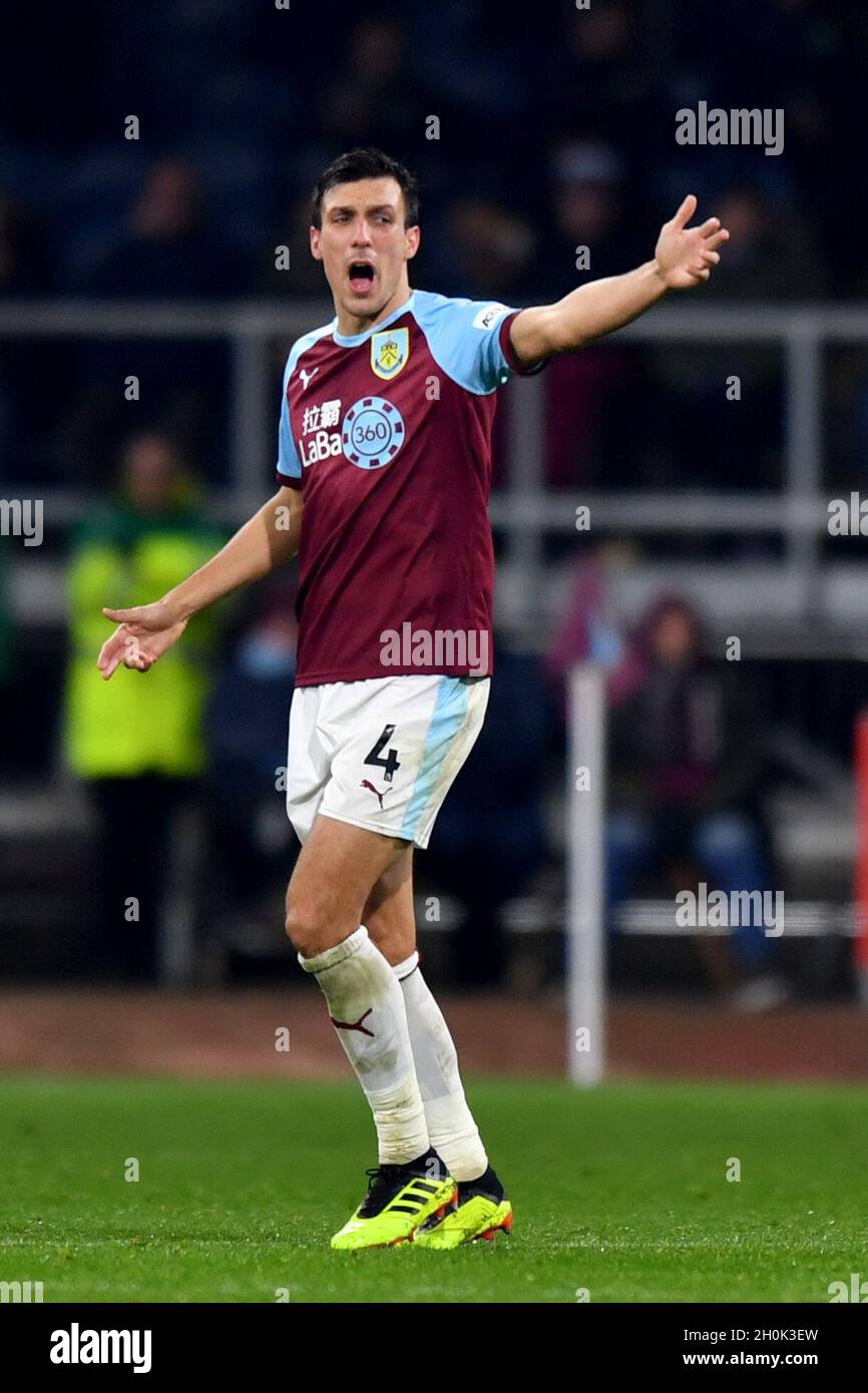 Burnley's Jack Cork Stock Photo - Alamy
