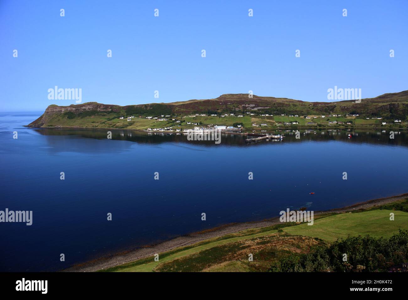Uig pier hi-res stock photography and images - Alamy