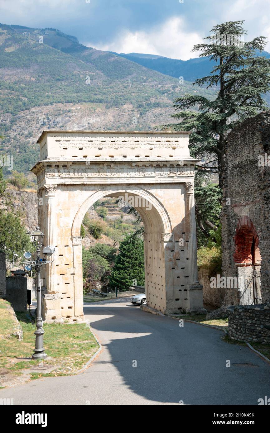 Susa, Segusium, with its historical arc of Augustus and roman ruins, in ...