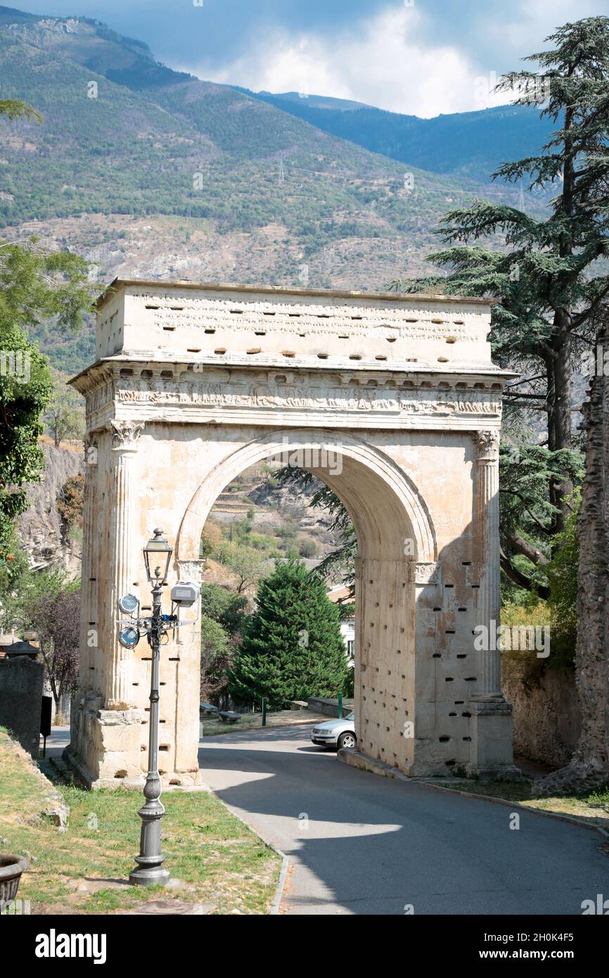 Susa, Segusium, with its historical arc of Augustus and roman ruins, in ...