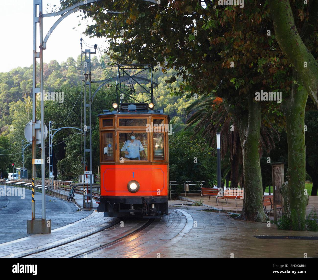 zug port de Soller, tram Soller Stock Photo - Alamy