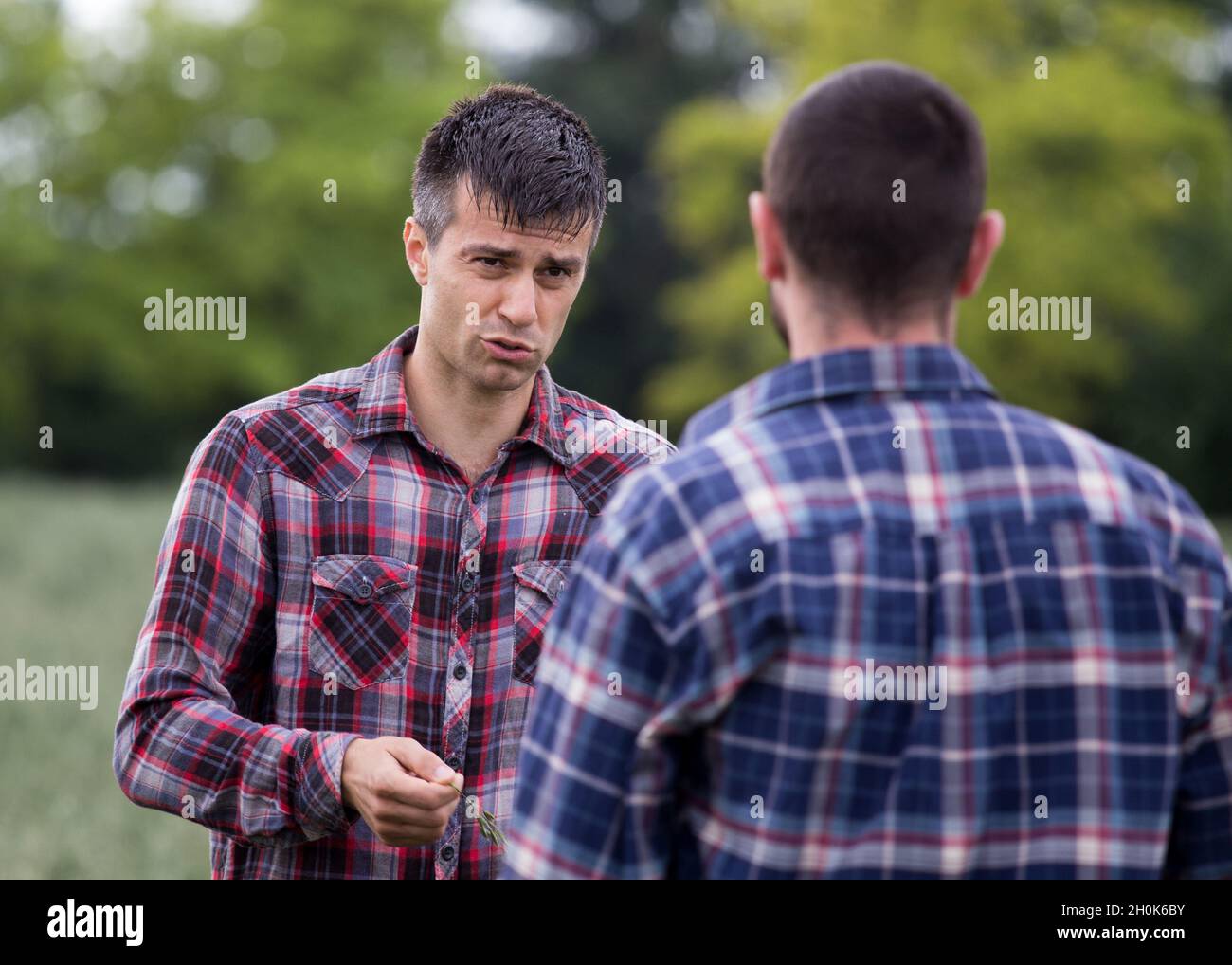 Two men farmer field hi-res stock photography and images - Alamy