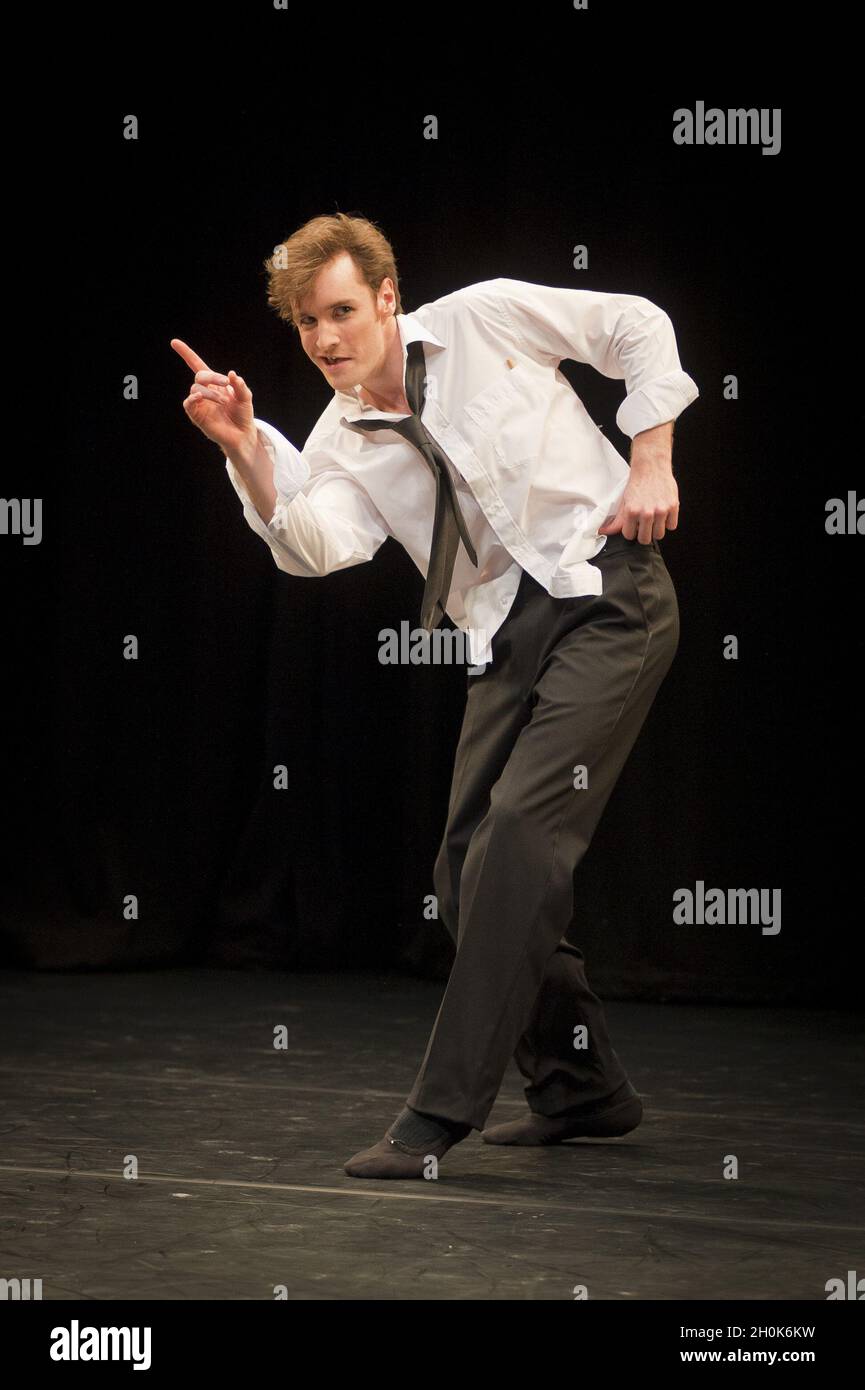 James Streeter permforms 'Les Bourgeois' at English National Ballet's ...